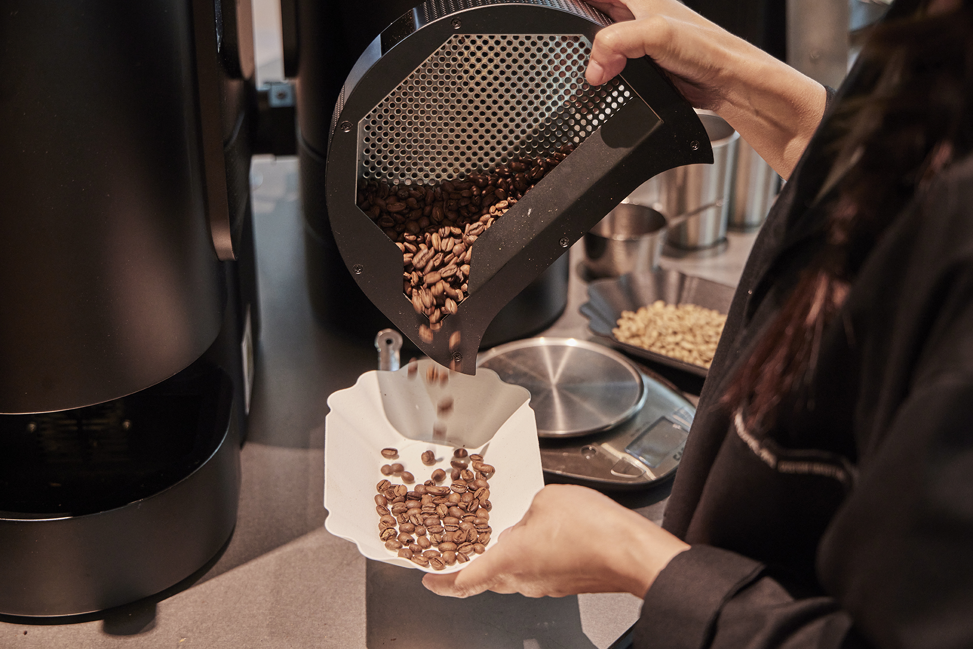 초록 그늘 아래 커피 한 잔, 커피앳웍스 경의선숲길점 오픈 – SPC매거진